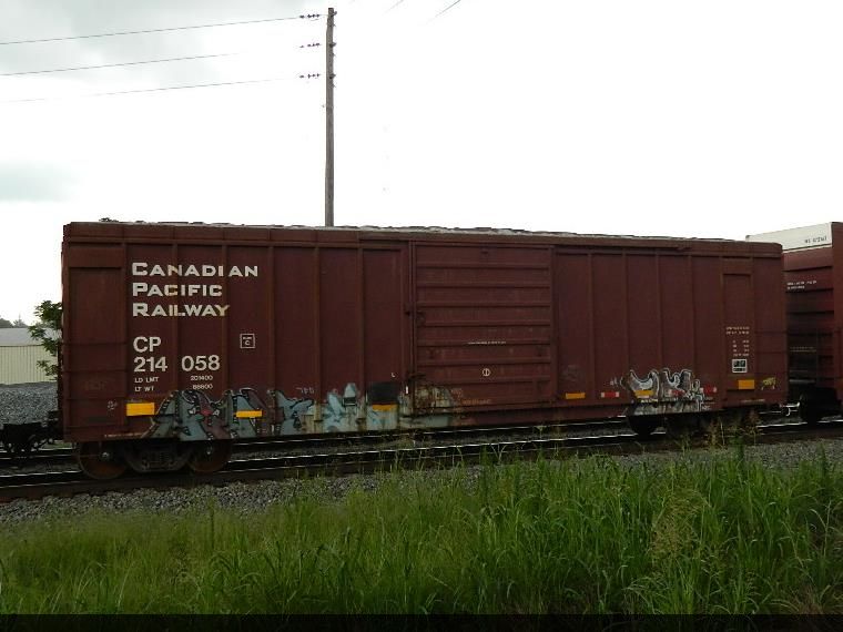 CP 214058 (BOX CAR)