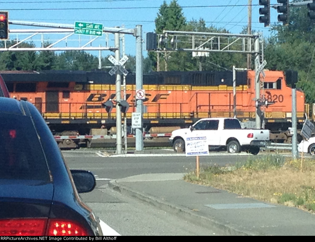 BNSF 5820