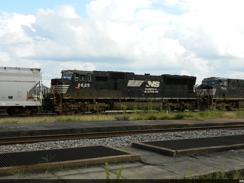 NS 2625(SD70M)
