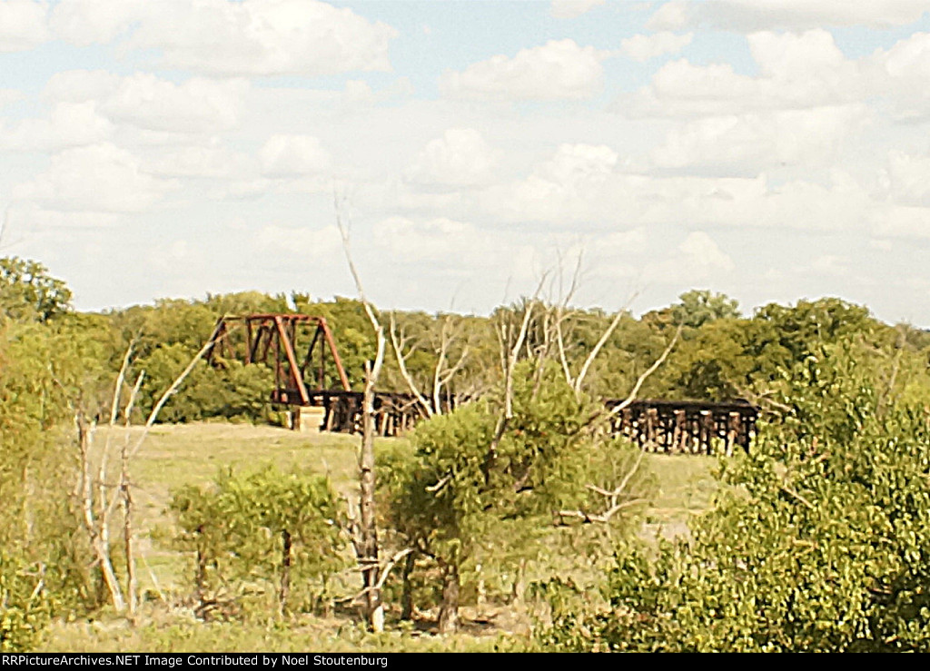 FWWR Leon River Bridge