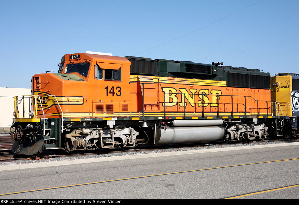 BNSF 143