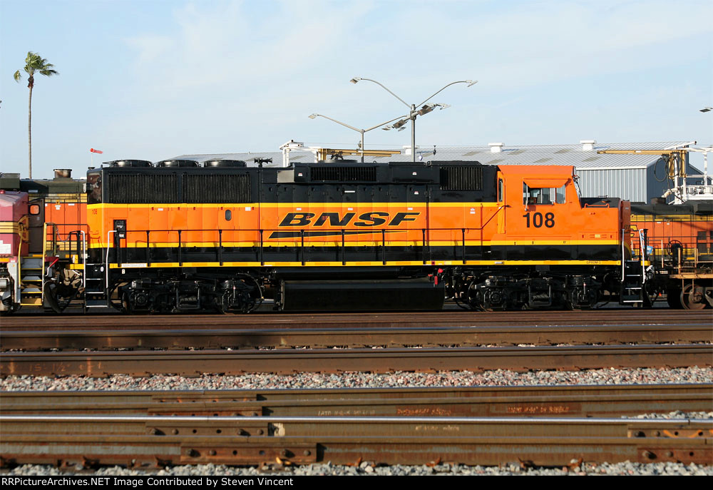 BNSF 108