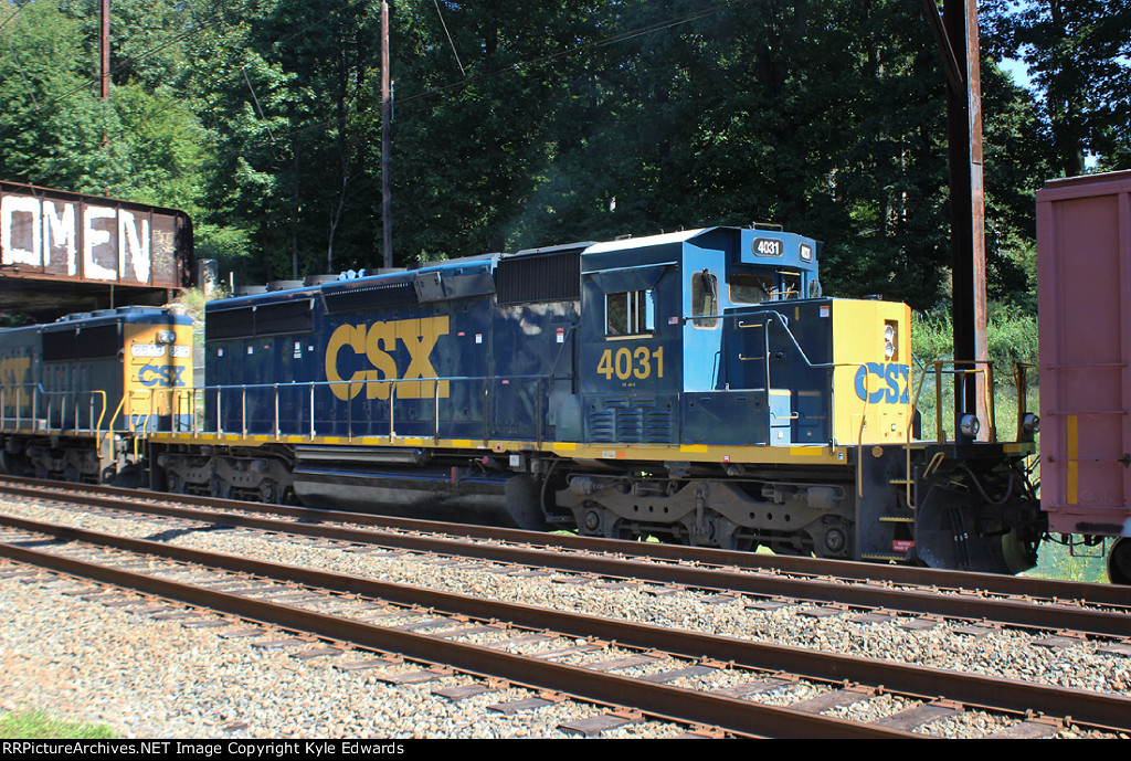 CSX SD40-3 #4031 on Q418-17