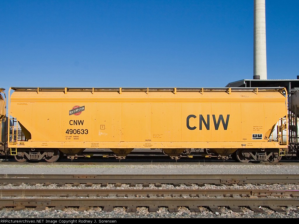 CNW 490633