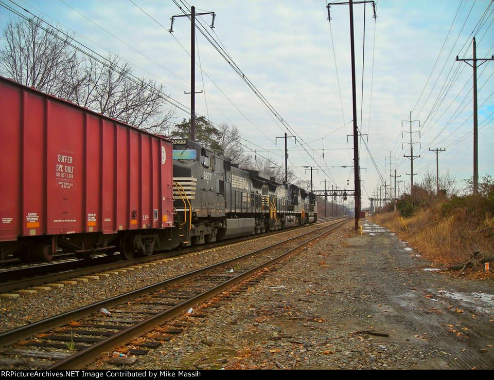 NS 64Z on track 3 past the station
