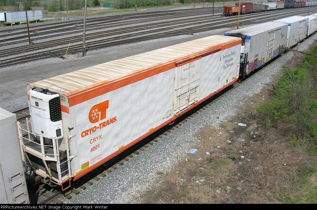 CRYX 4001, in NB CSX train,