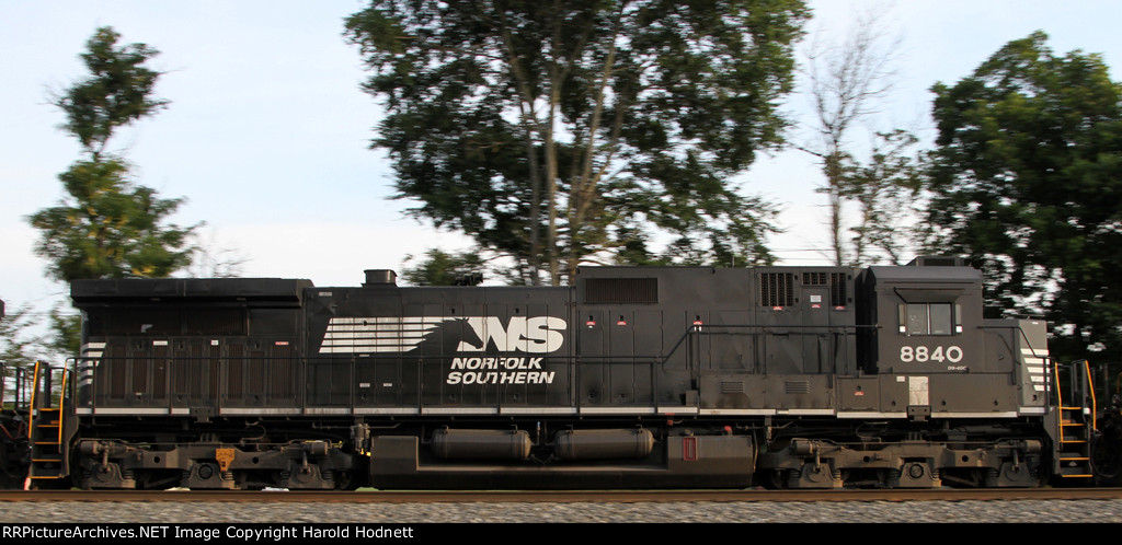 NS 8840
