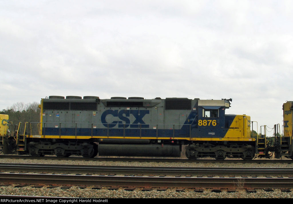 CSX 8876