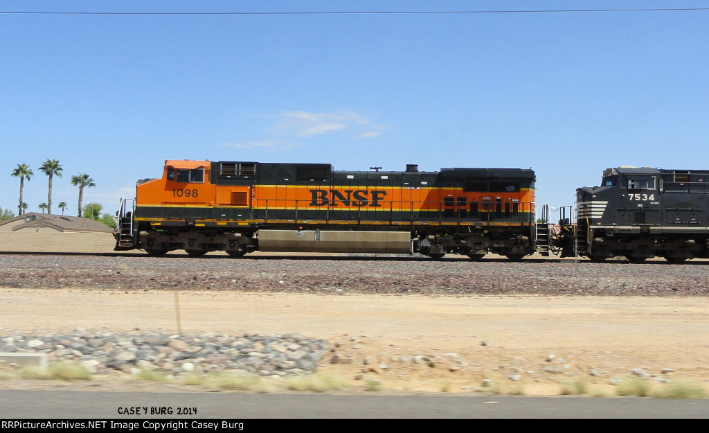 BNSF 1098