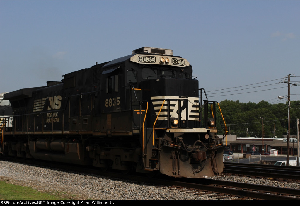 NS 8835