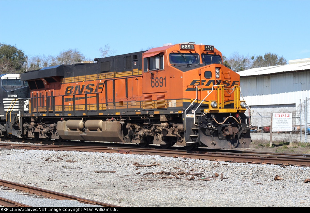 BNSF 6891