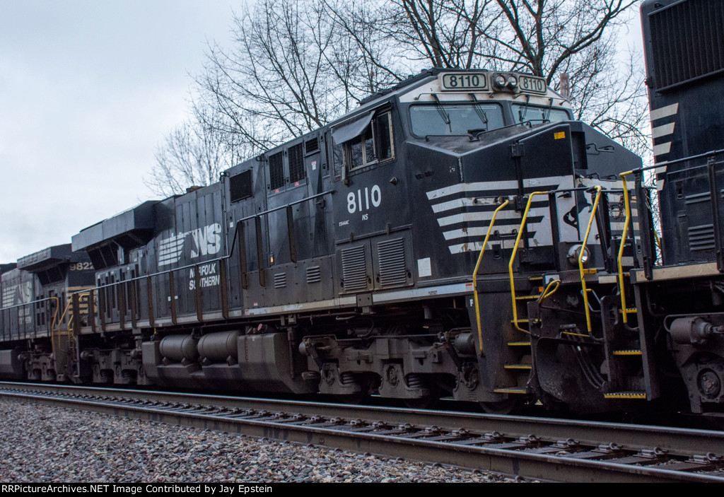 NS 8110 trails on B101