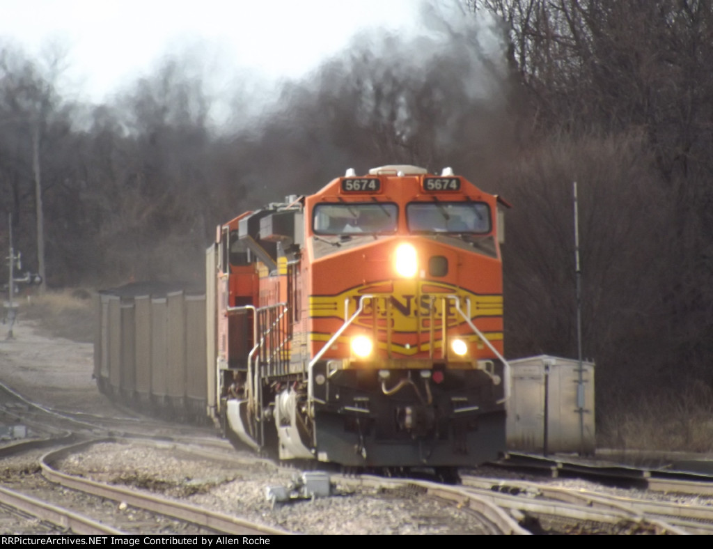 BNSF 5674