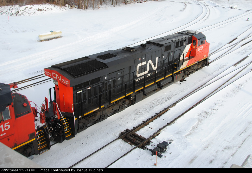 CN 2823