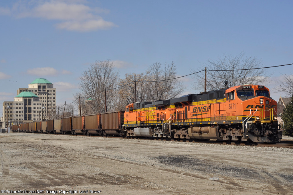 BNSF 5771 On CSX T 543 Eastbound