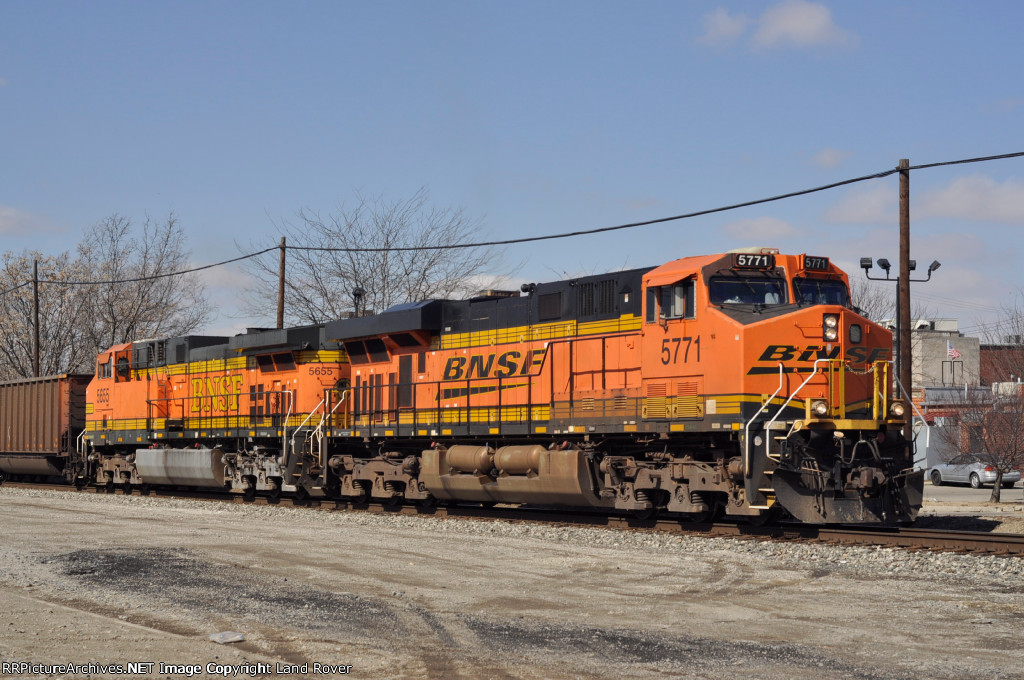 BNSF 5771 On CSX T 543 Eastbound