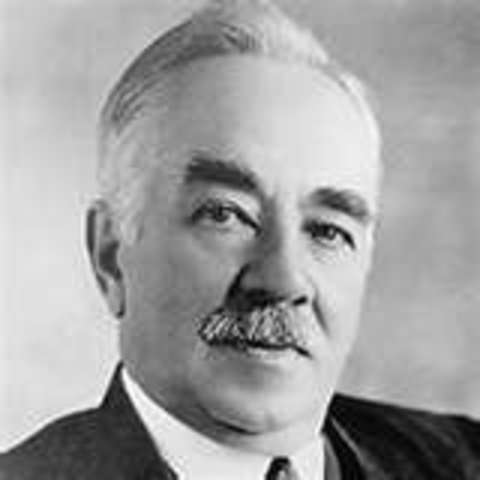 Milton Hershey timeline | Timetoast timelines