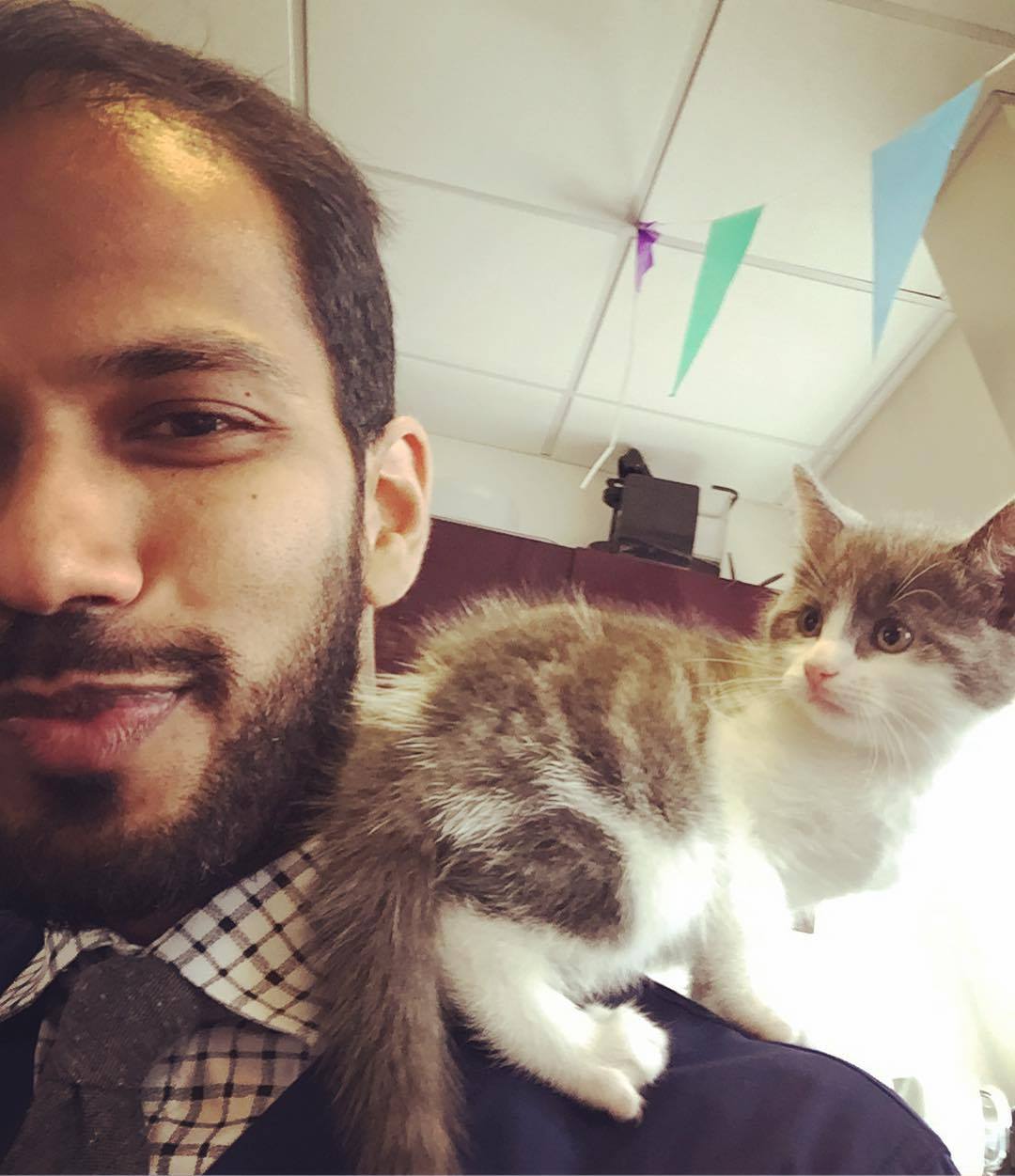 Vimukthi Kumaratunga denies politics rumours - The Morning - Sri Lanka News