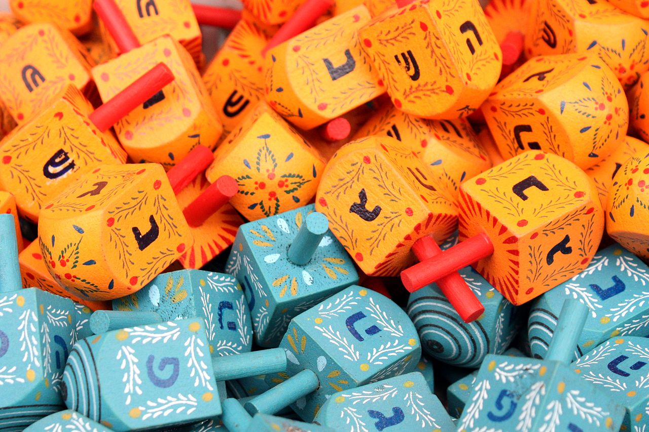 Mathing With Your Kids The Dreidel Game Mathnasium