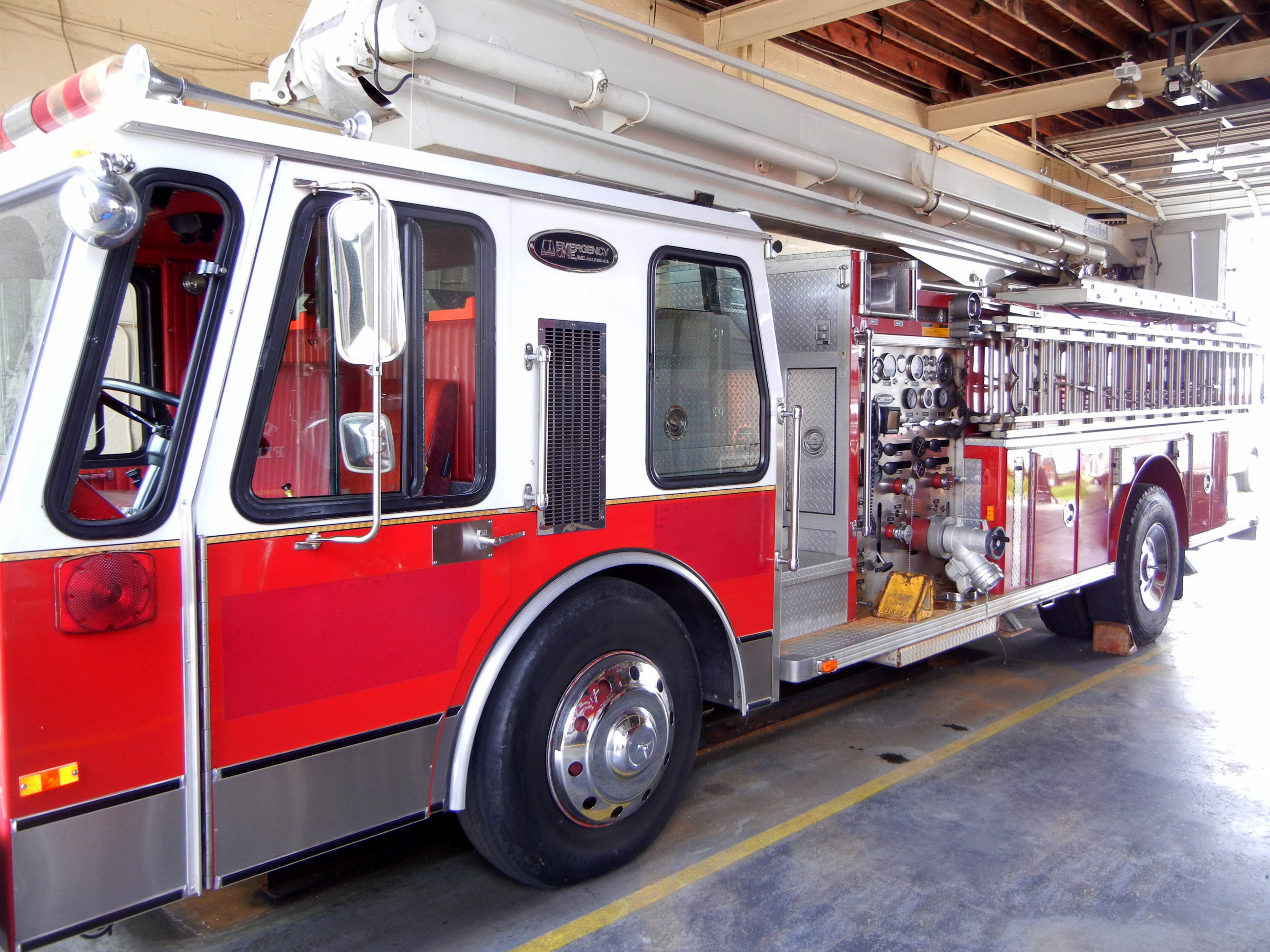 1984 E-One Snorkel Platform | Used Truck Details