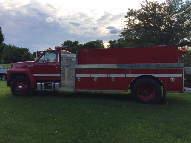 1990 Ford Tanker | Used Truck Details