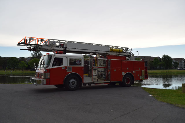 1990 75' LTI Simon Duplex Aerial | Used Truck Details