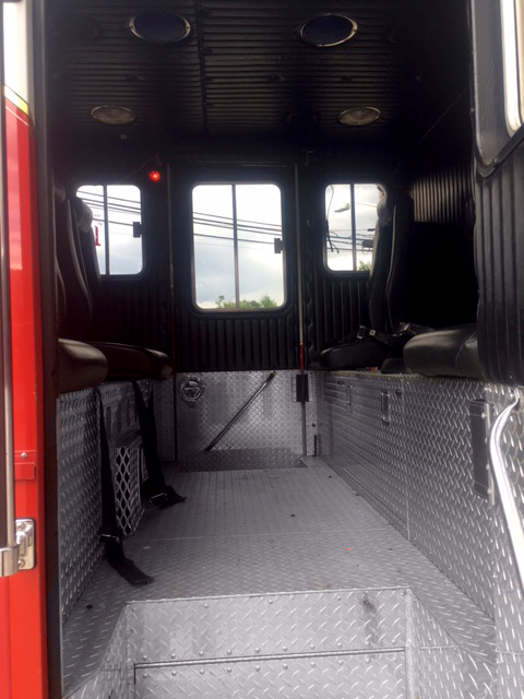 1994 Swab Mack Rescue Pumper | Firetrucks Unlimited