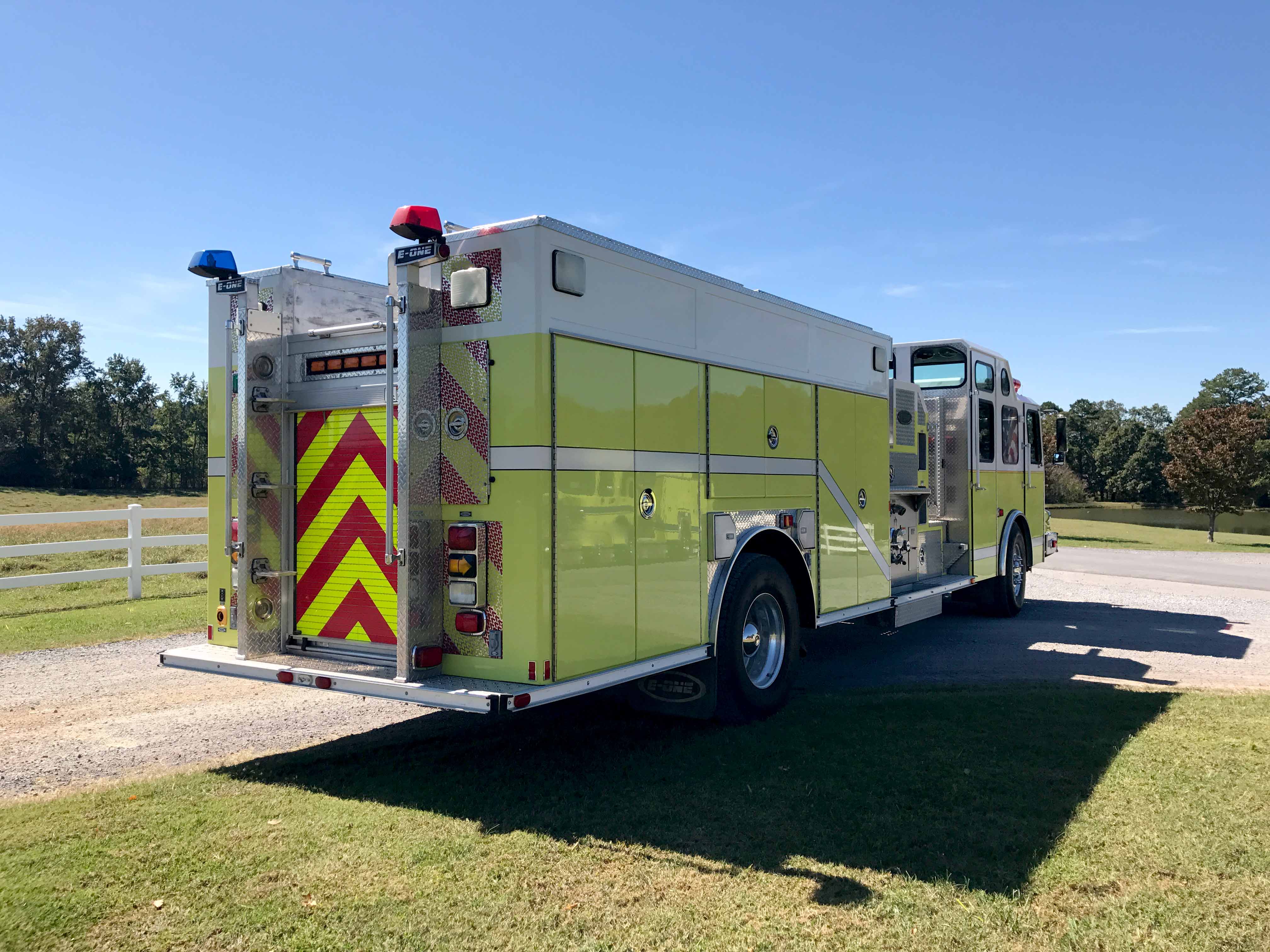 2000 E-One Cyclone Rescue Pumper | Used Truck Details