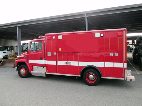 2000 Freightliner Ambulance | Used Truck Details