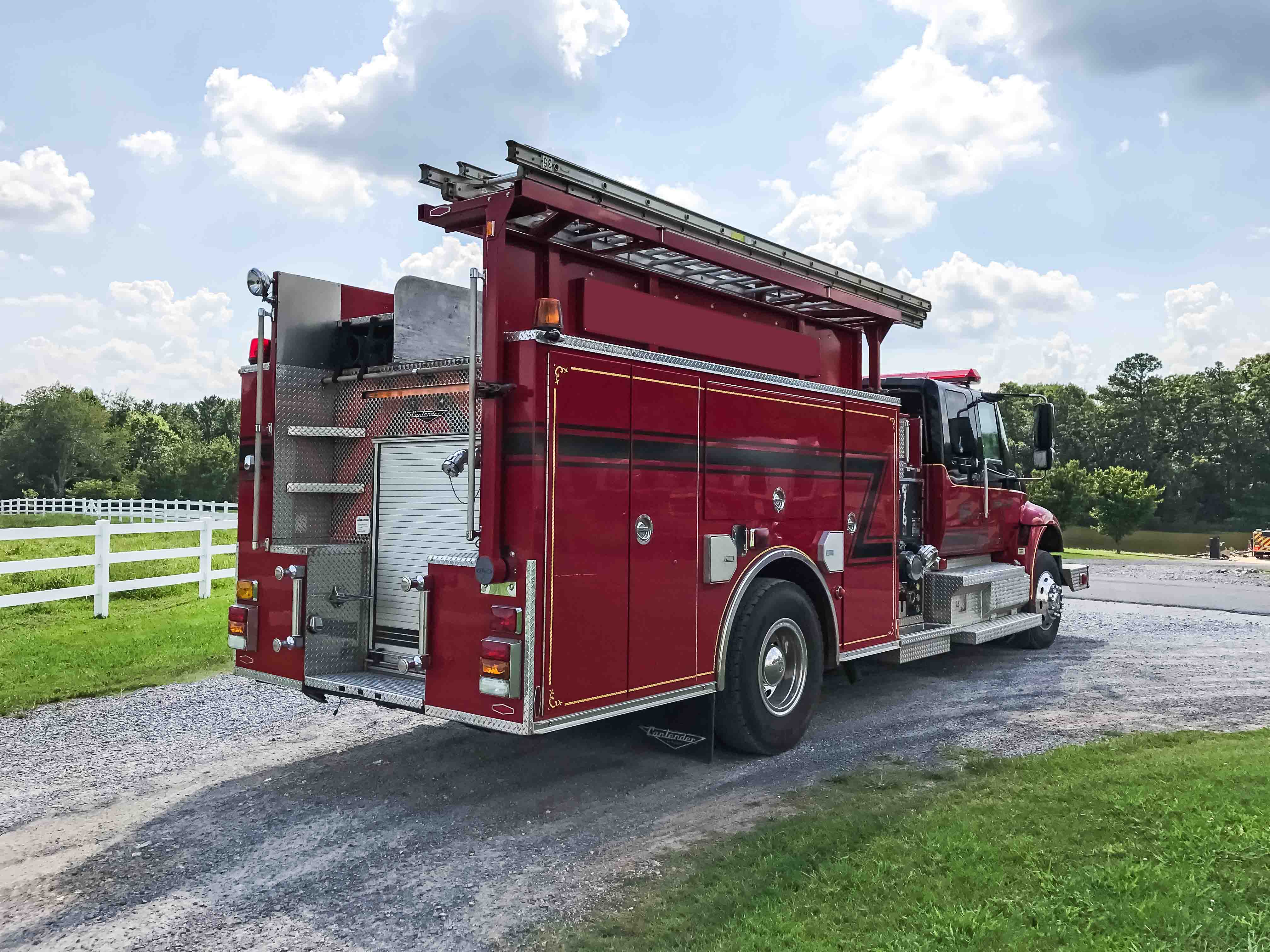 2006 Pierce Contender International Pumper | Used Truck Details