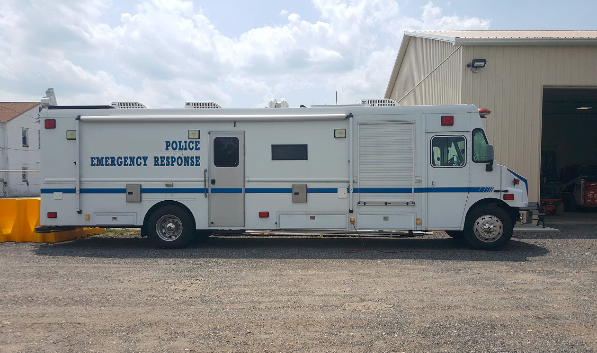 2005 Freightliner Mobile Command Unit | Used Truck Details