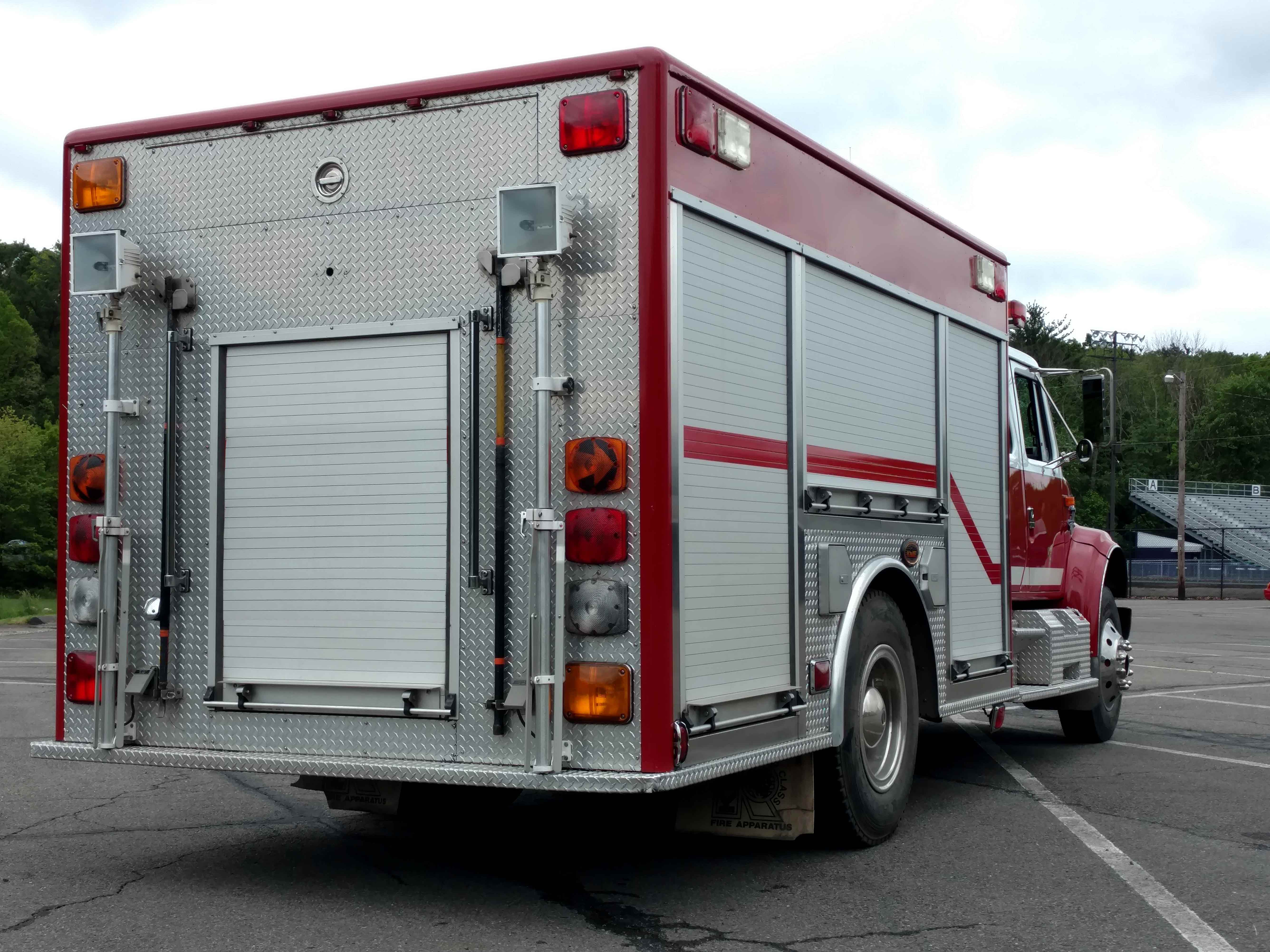 1996 KME International Walk Around Rescue | Used Truck Details
