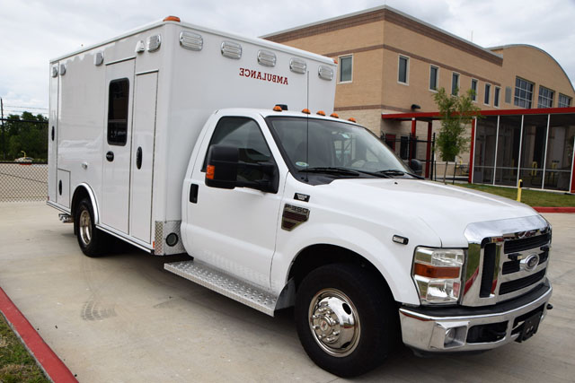 2010 Wheeled Coach Ford F-350 Ambulance | Used Truck Details