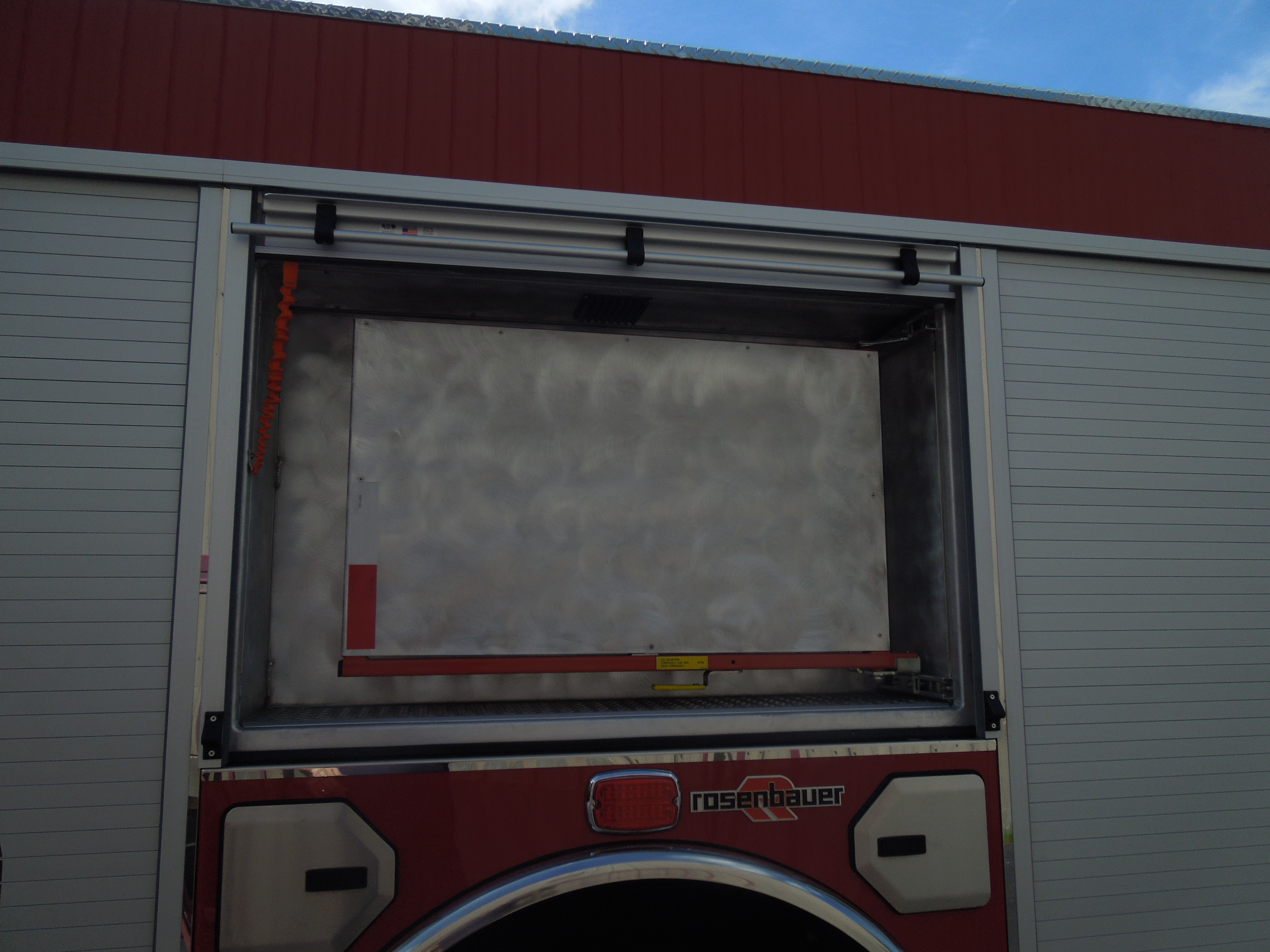 2015 Rosenbauer Commander 4000 Demo Rescue Pumper | Used Truck Details
