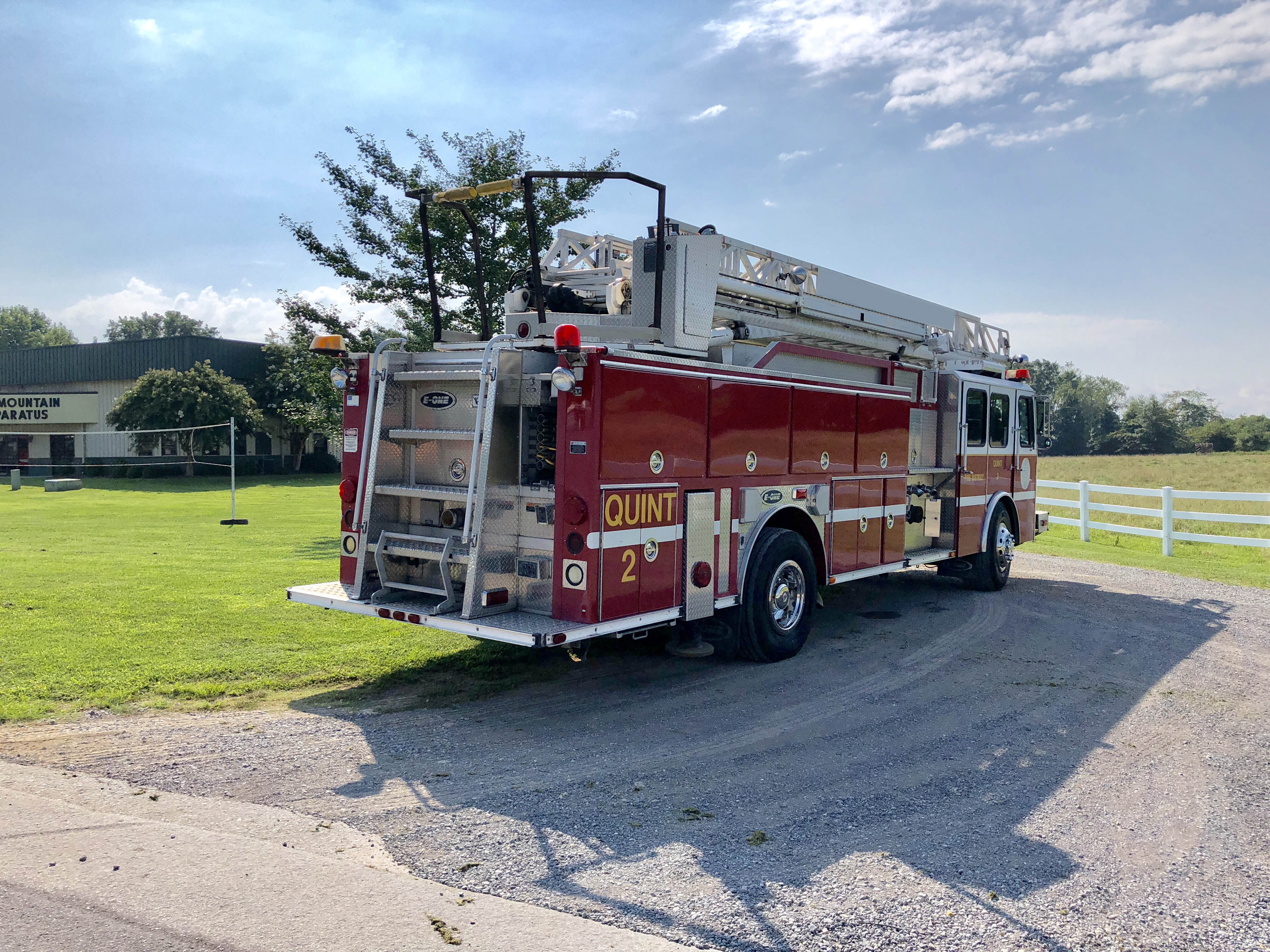 1997 E-One 75' Quint Ladder | Used Truck Details