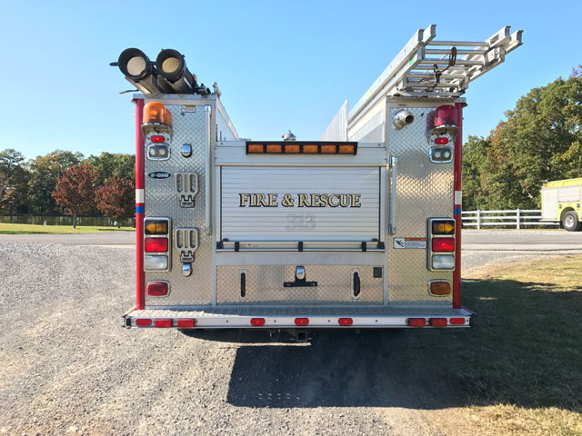 2003 E-One F-550 4x4 Mini Pumper | Used Truck Details