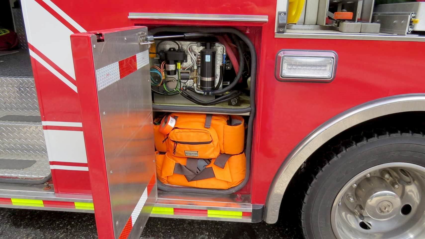 2000 Amtech Ford F-550 Rescue | Used Truck Details