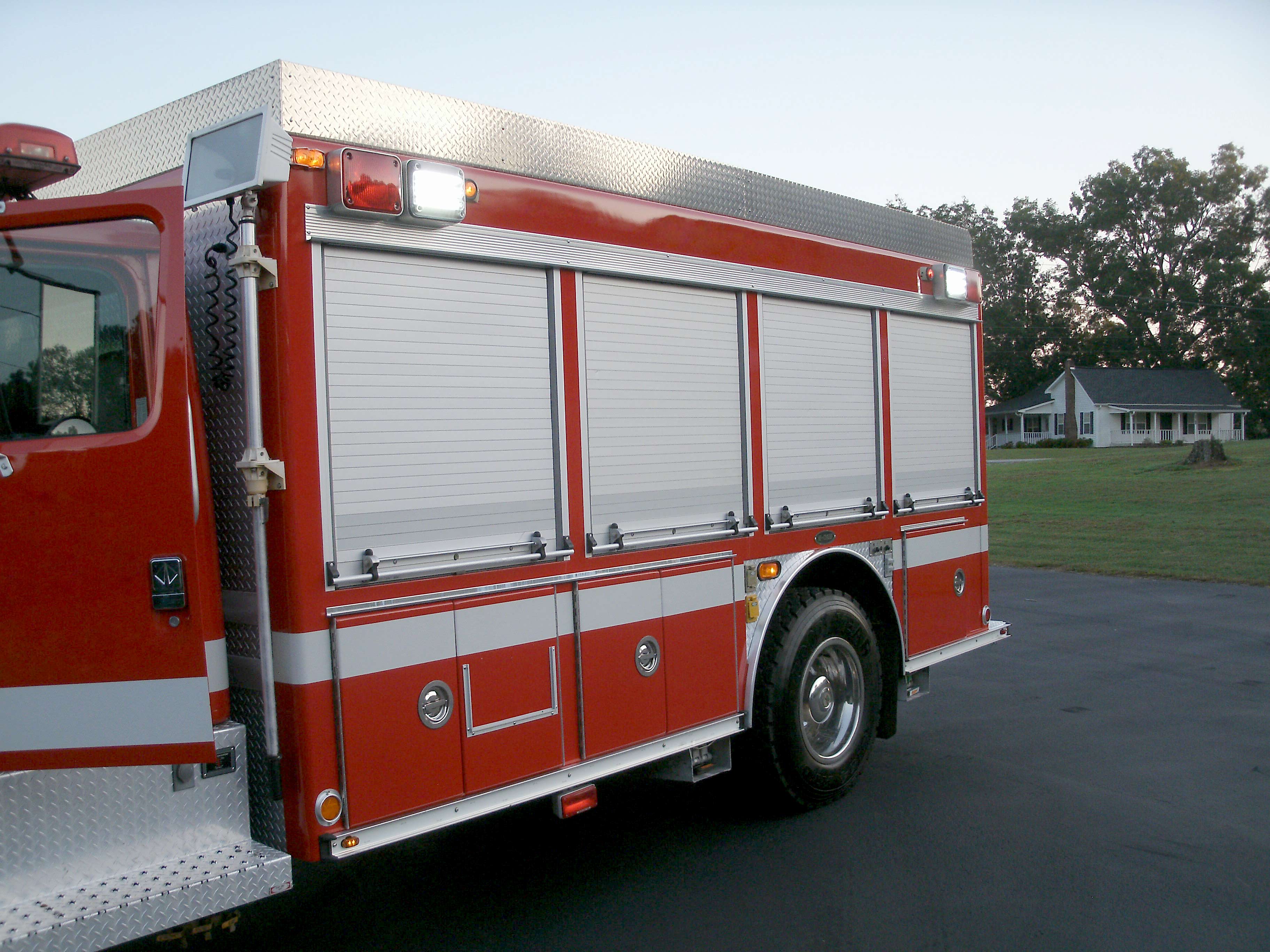 1996 International Air, Light and Rescue Unit | Used Truck Details