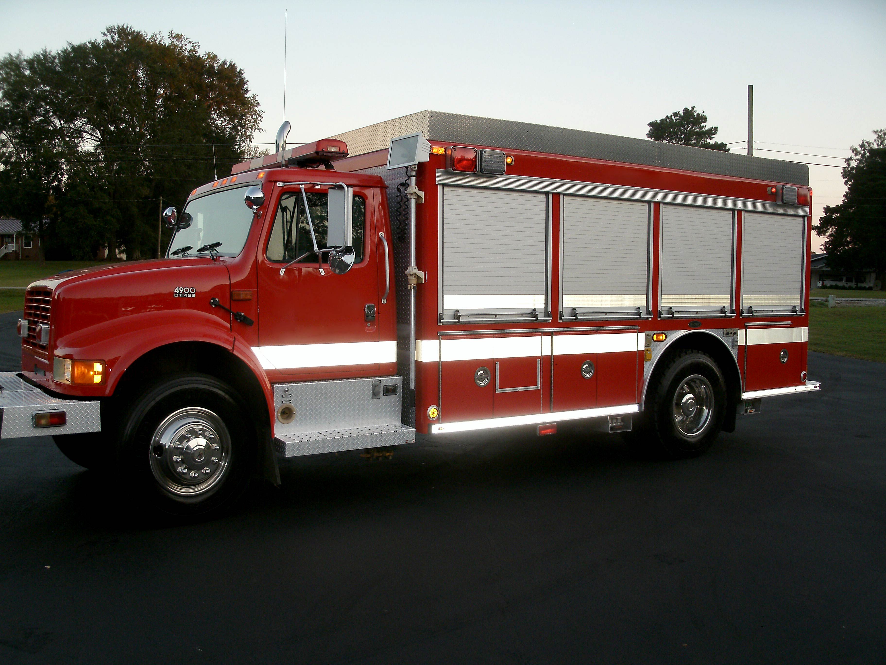 1996 International Air, Light and Rescue Unit | Used Truck Details