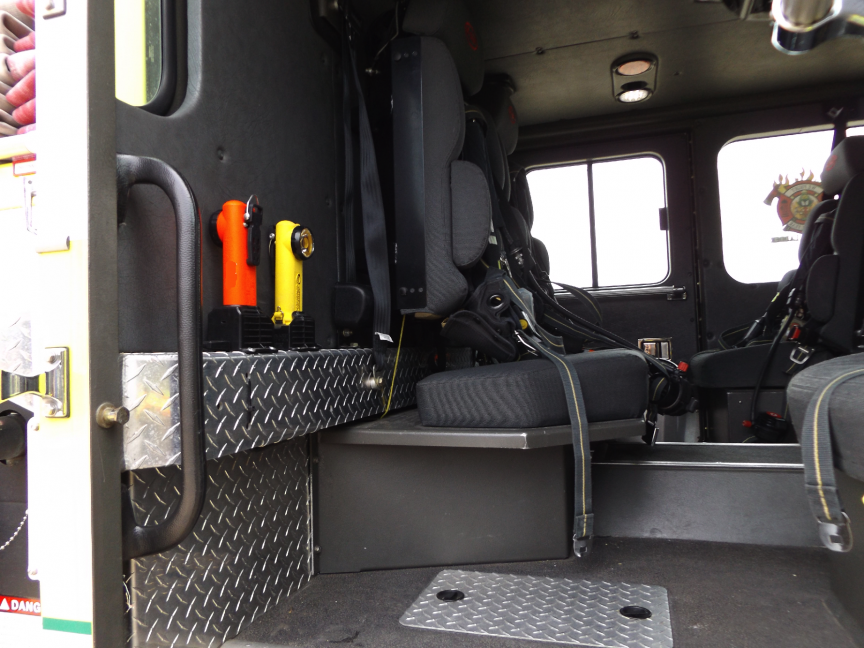 2003 E-One Cyclone 100' Ladder | Used Truck Details