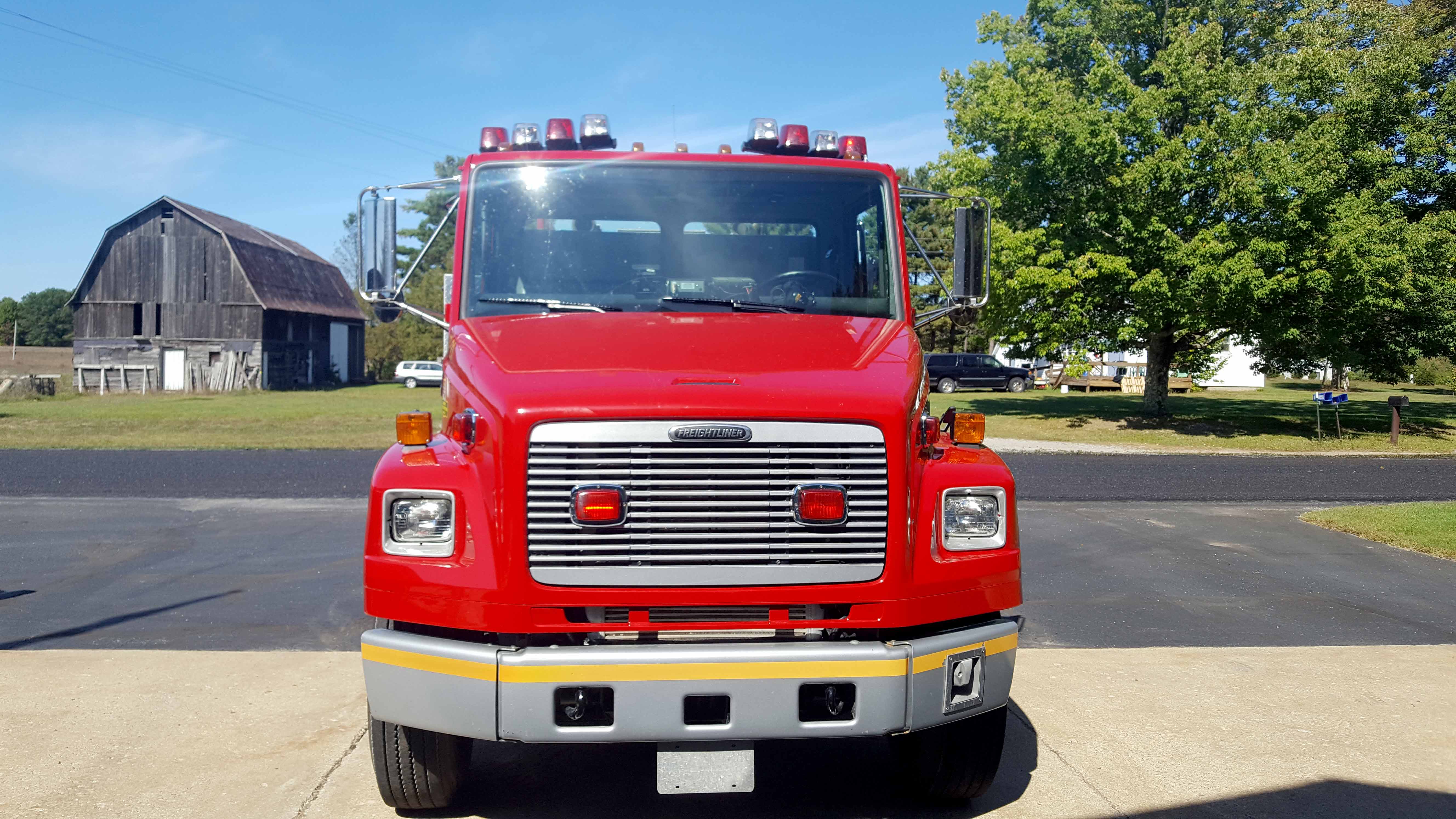 2000 Freightliner FL80 Tanker | Used Truck Details