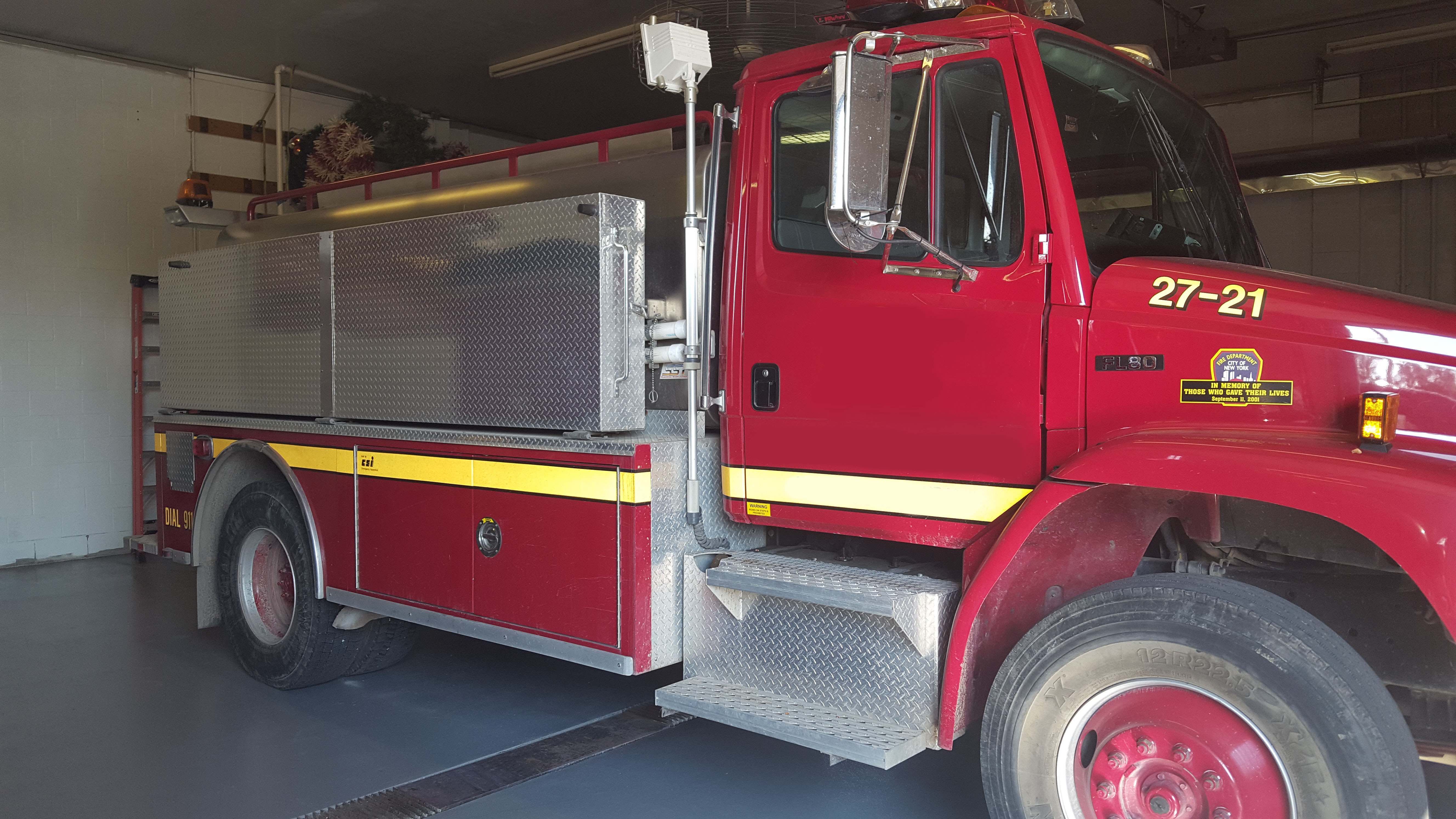 2002 CSI Freightliner FL80 Tanker | Used Truck Details