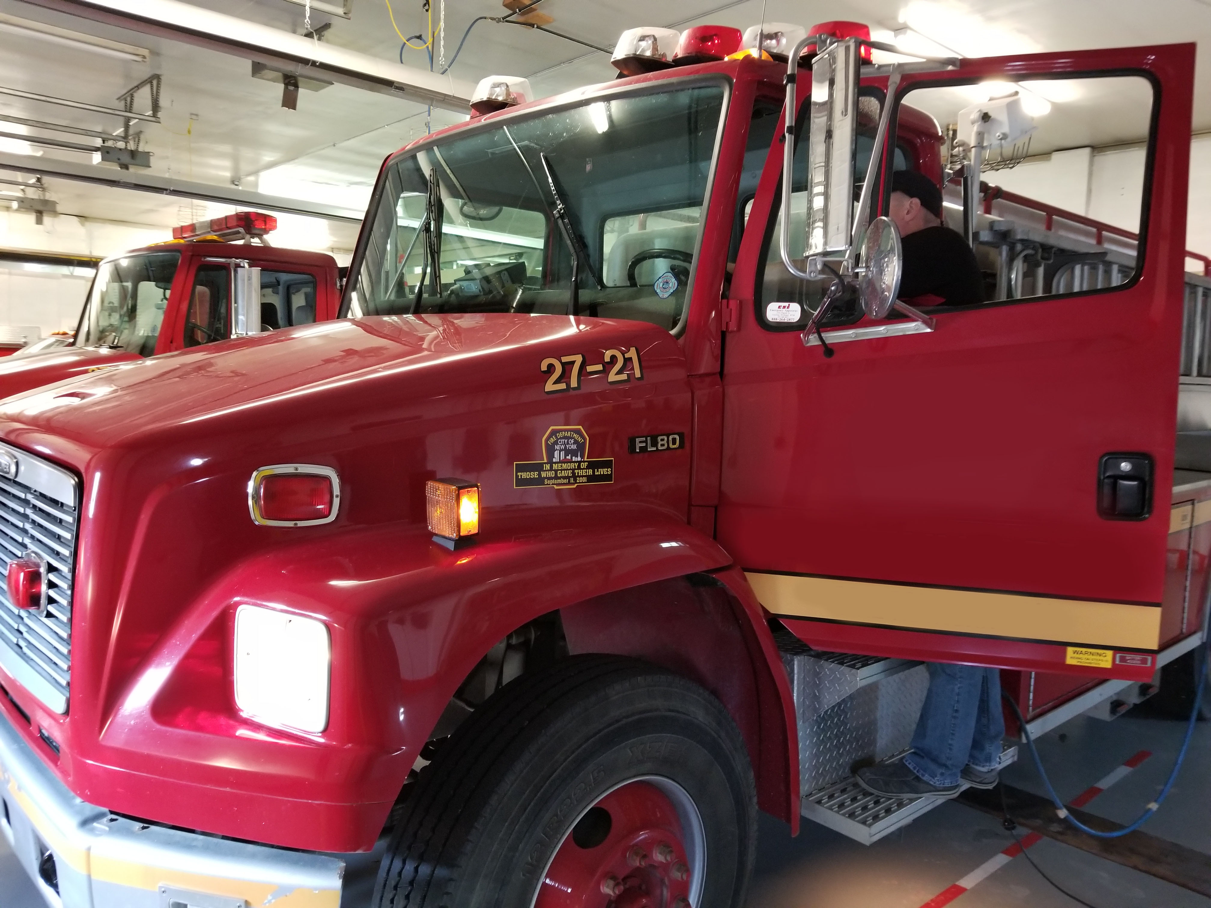 2002 CSI Freightliner FL80 Tanker | Used Truck Details