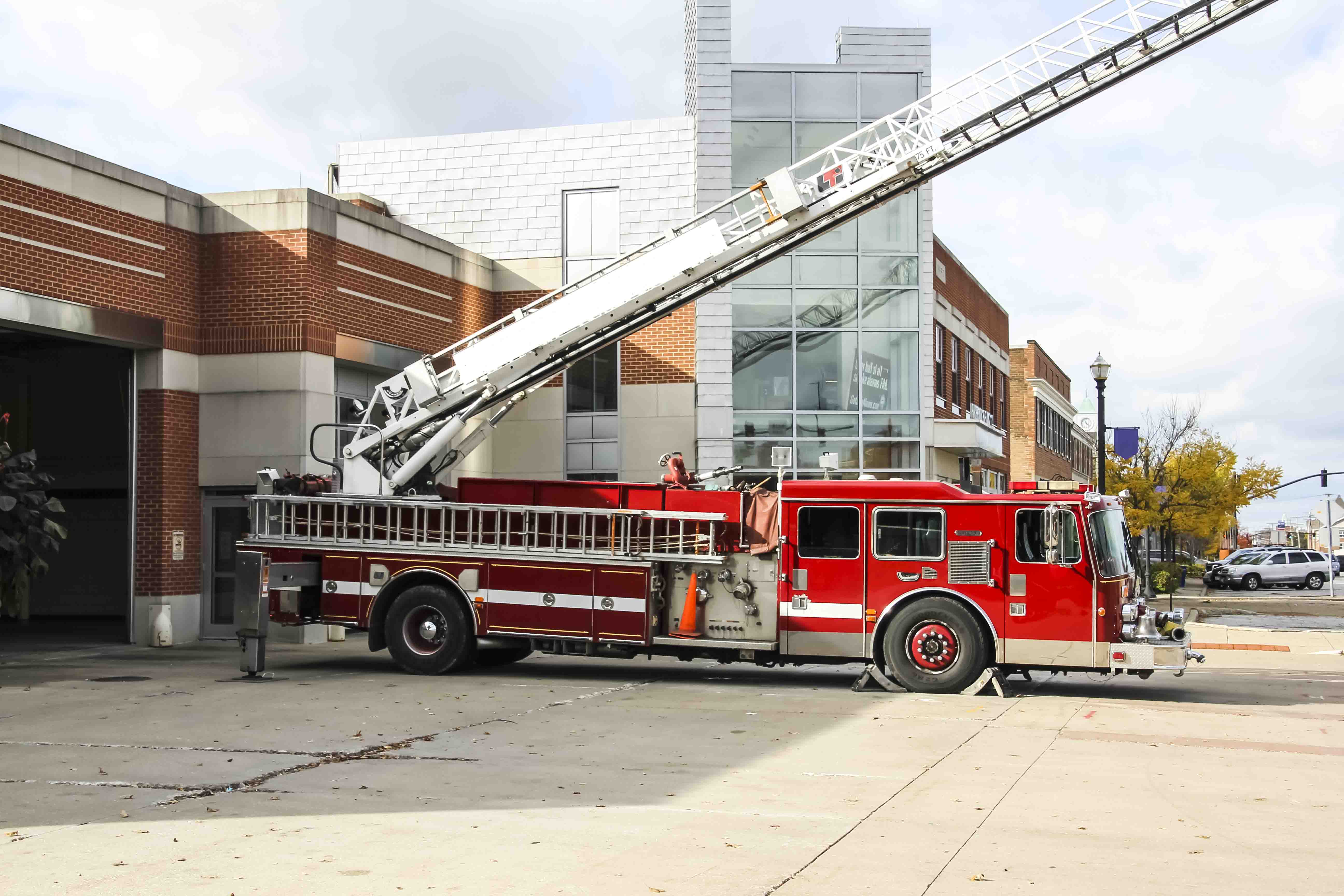 1991 Simon Duplex LTI 75' Aerial | Used Truck Details