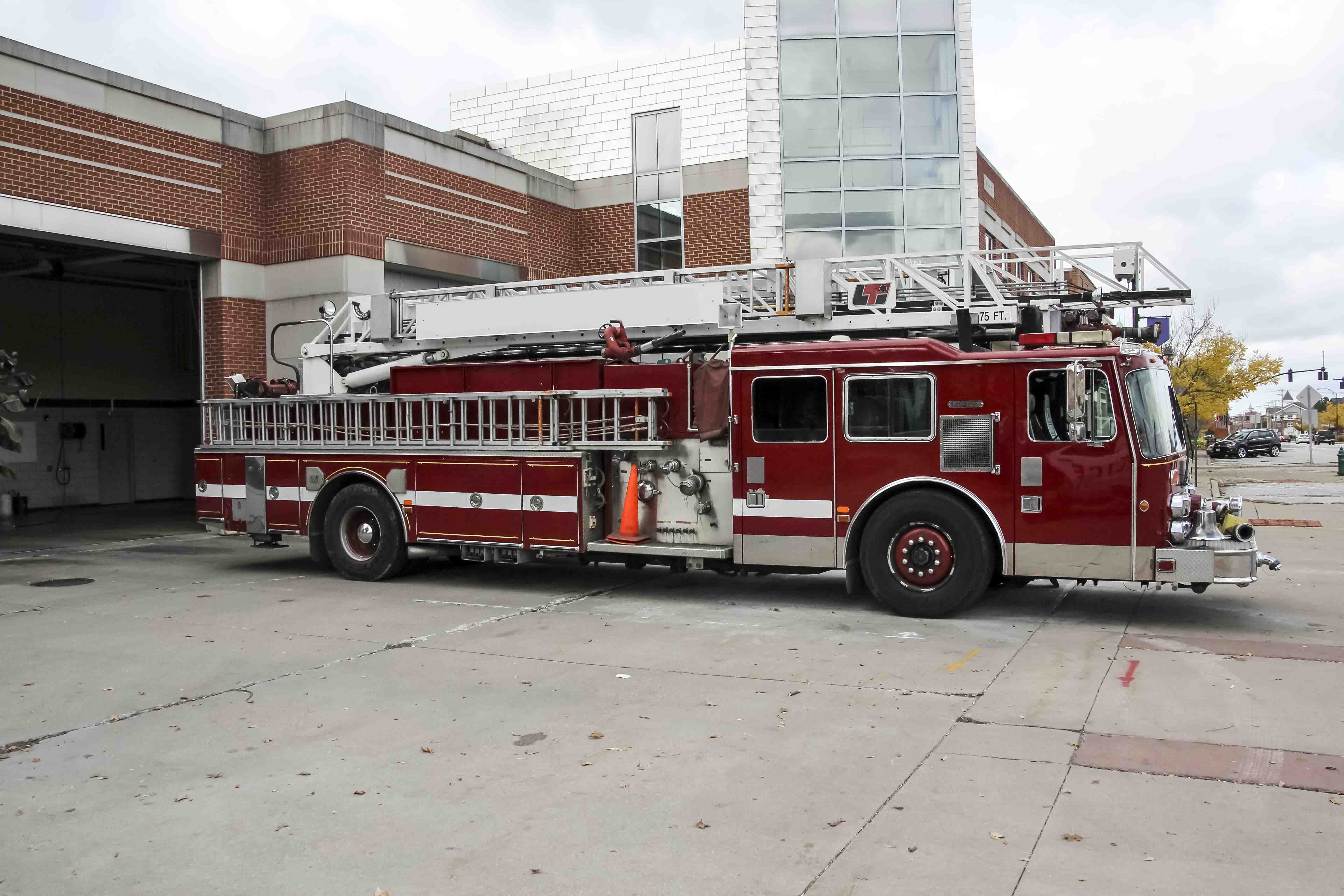 1991 Simon Duplex LTI 75' Aerial | Used Truck Details