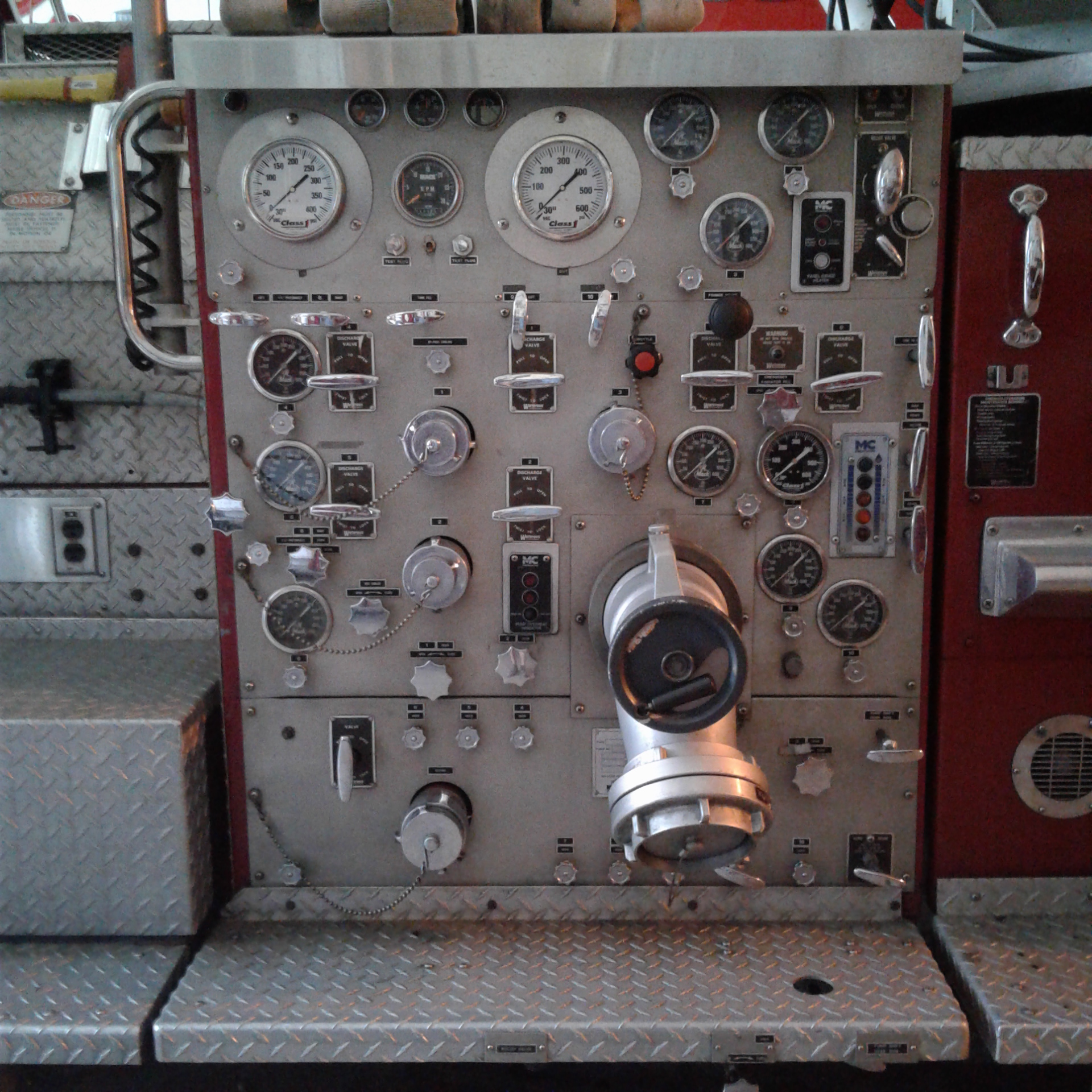 1983 Mack Baker Aerialscope | Used Truck Details