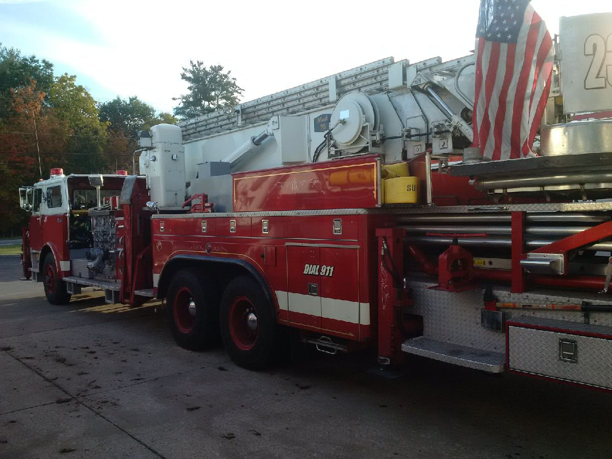 1983 Mack Baker Aerialscope | Used Truck Details