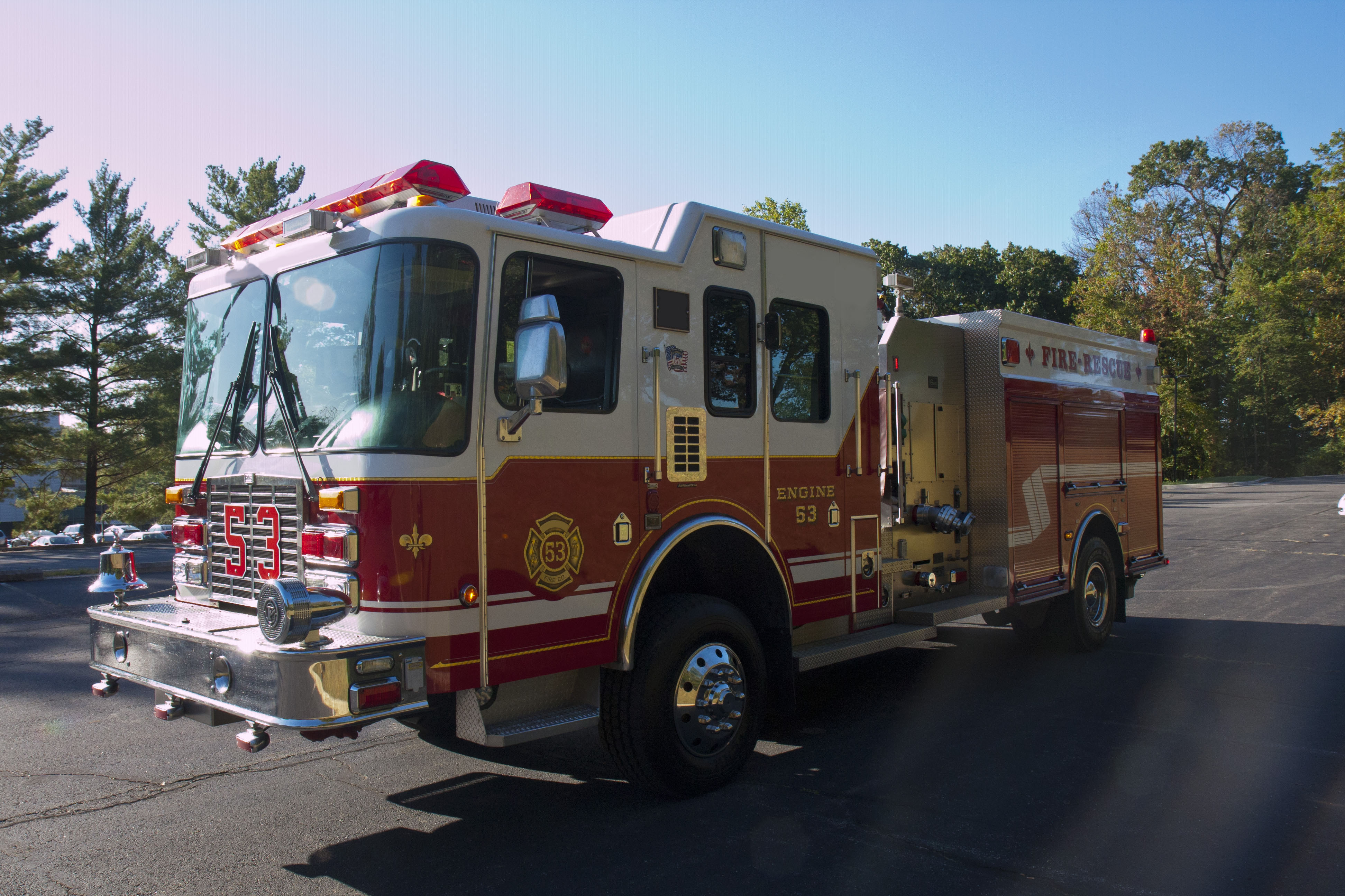 2002 4 Guys HME 4x4 Pumper | Used Truck Details