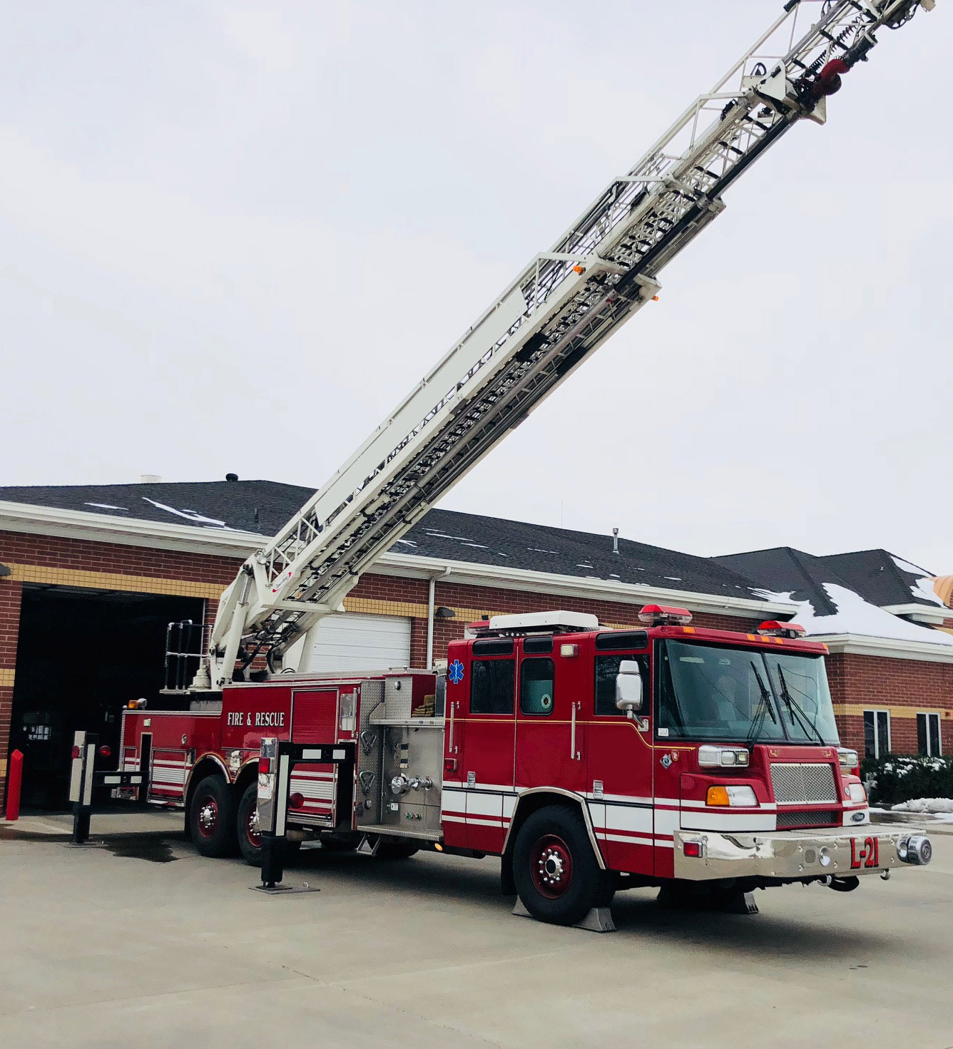 2001 Pierce Quantum 105' Aerial | Used Truck Details