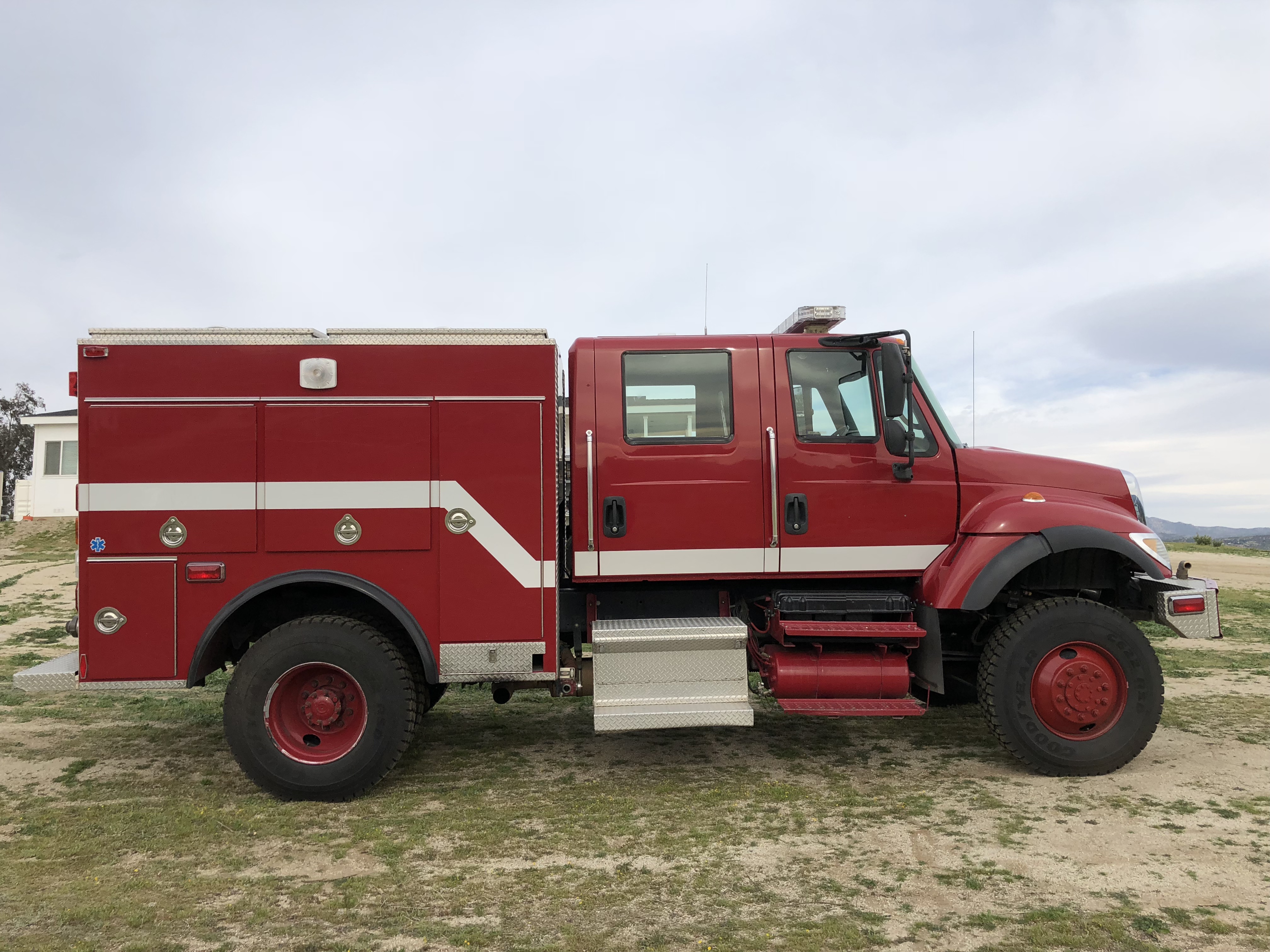 2002 Pierce International 4x4 Midi Pumper | Used Truck Details